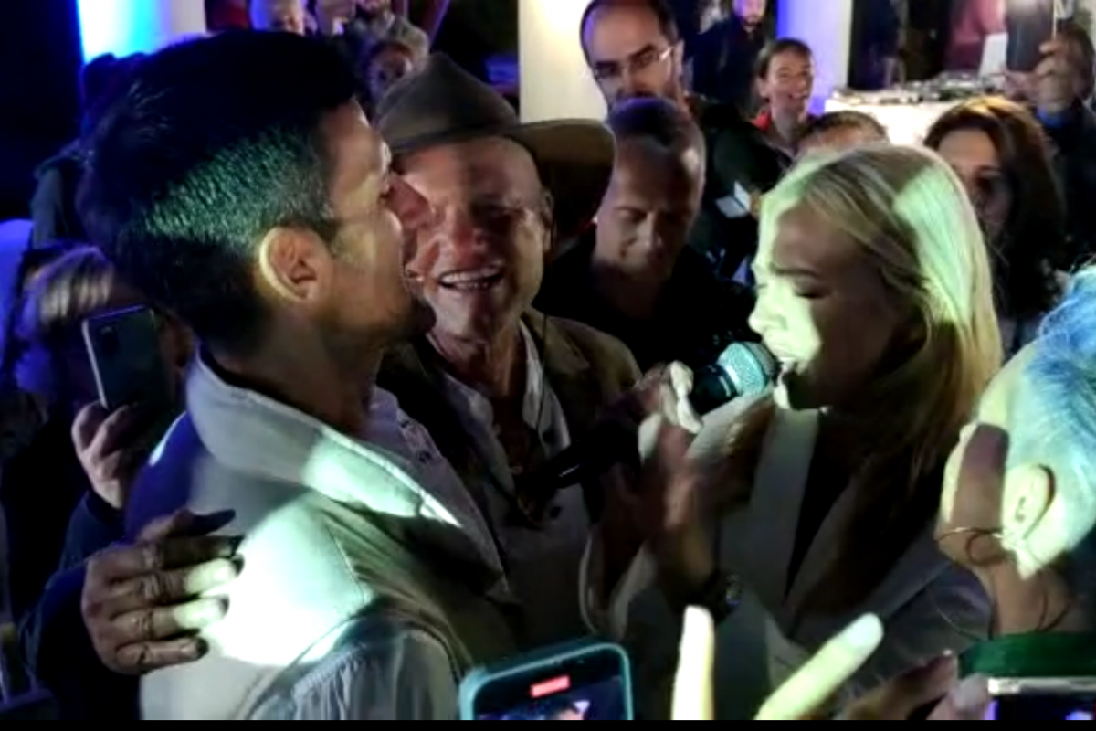 VIDEO Đokoviću pevala poznata srpska pevačica, naručio pesmu i usledio šou