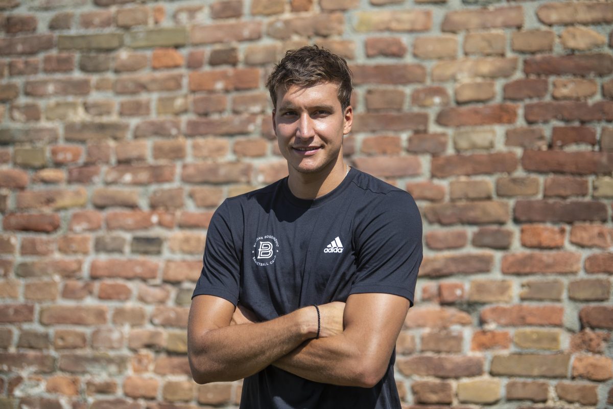 Bogdanović za Nova.rs: Jokić i Janis su zveri, lepo je biti navijač Srbije