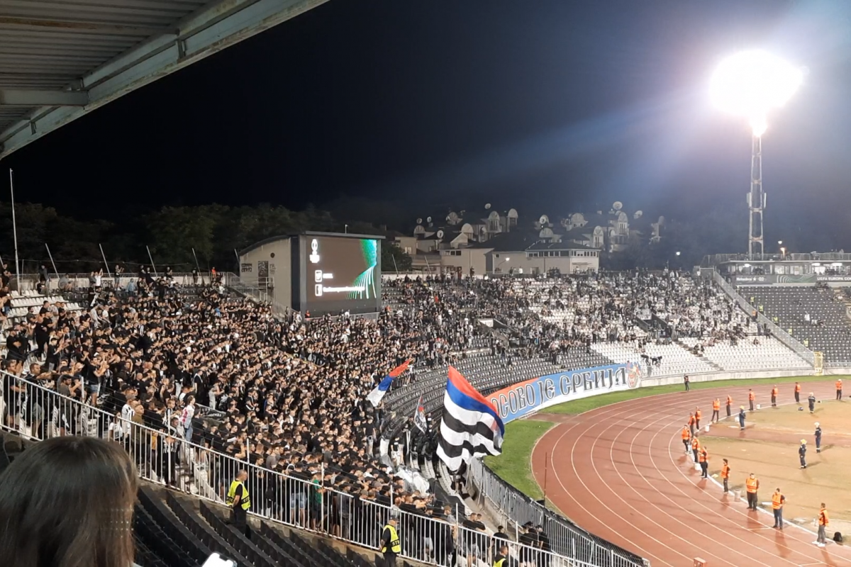 VIDEO Ceo stadion u transu skandirao, grobari imali samo jednu poruku ...