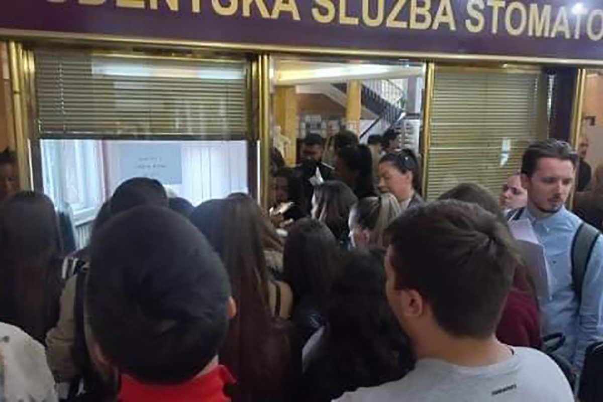 Studenti Stomatološkog fakulteta u Beogradu počinju blokadu