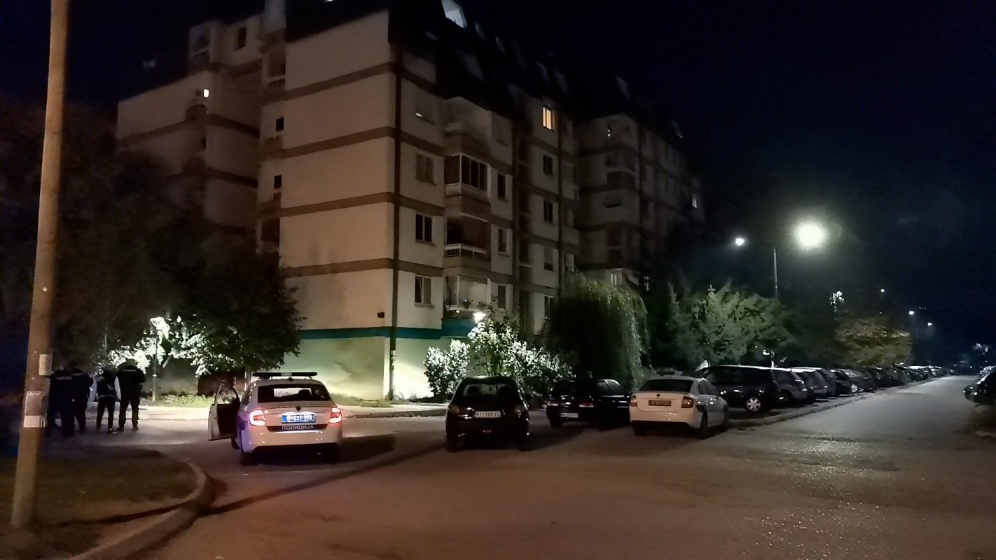 Na operaciji devojčica (13) koja je pala sa poslednjeg sprata zgrade u Nišu