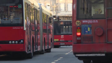 Sudar autobusa GSP i automobila na Novom Beogradu