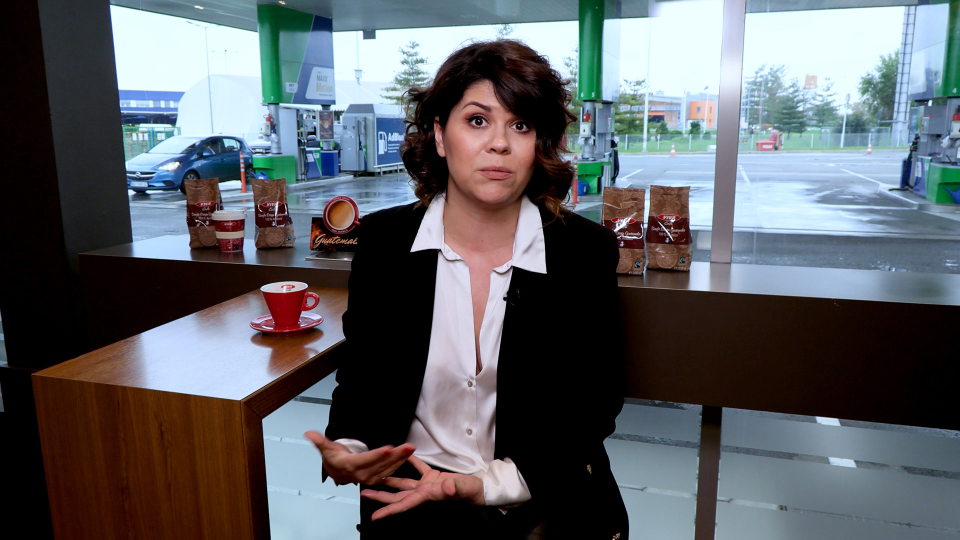 Kakve veze ima kafa sa kozama koje plešu