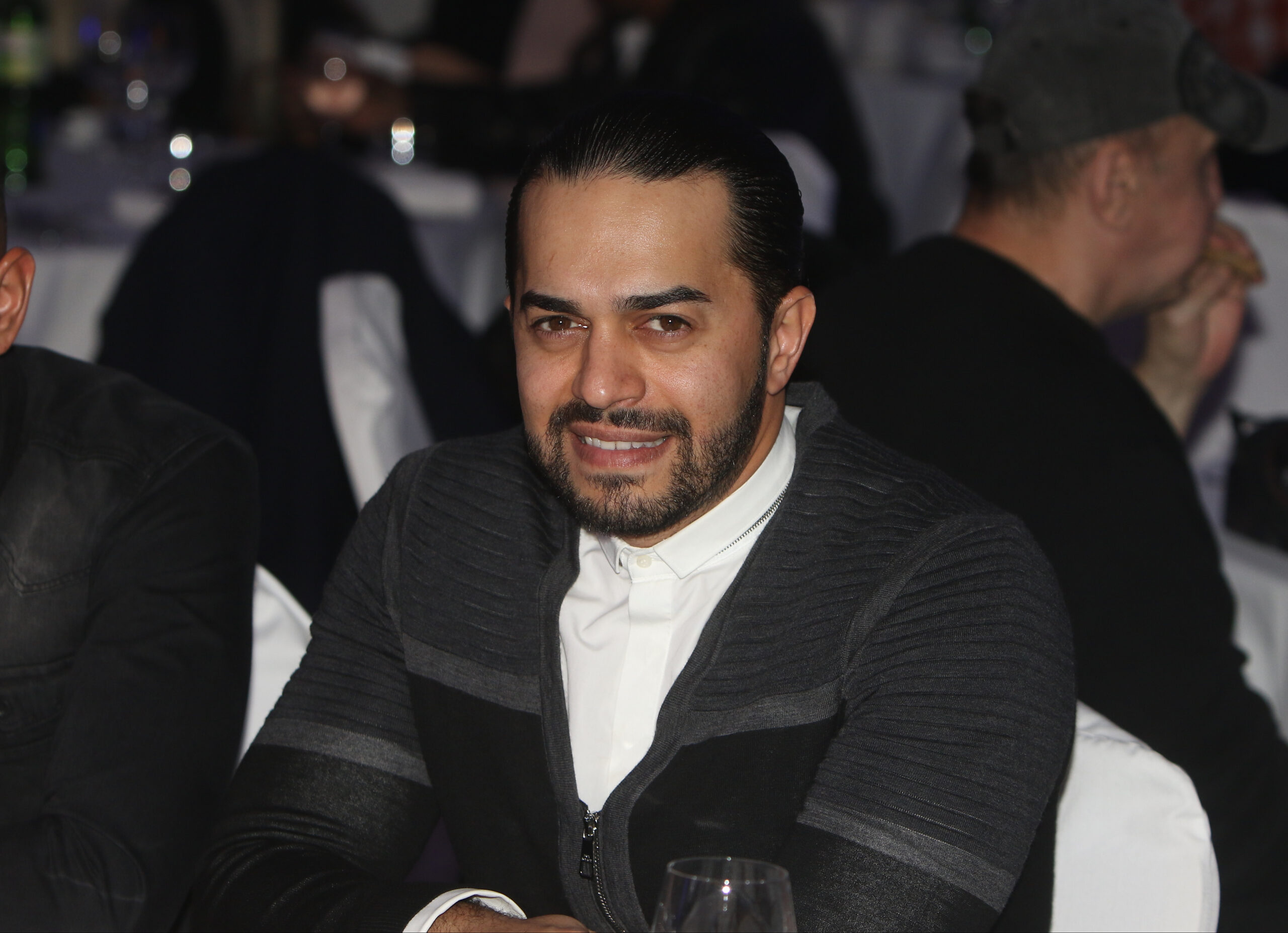 Adil je završio dva državna fakulteta: Ovako je pevač nekada zarađivao ...