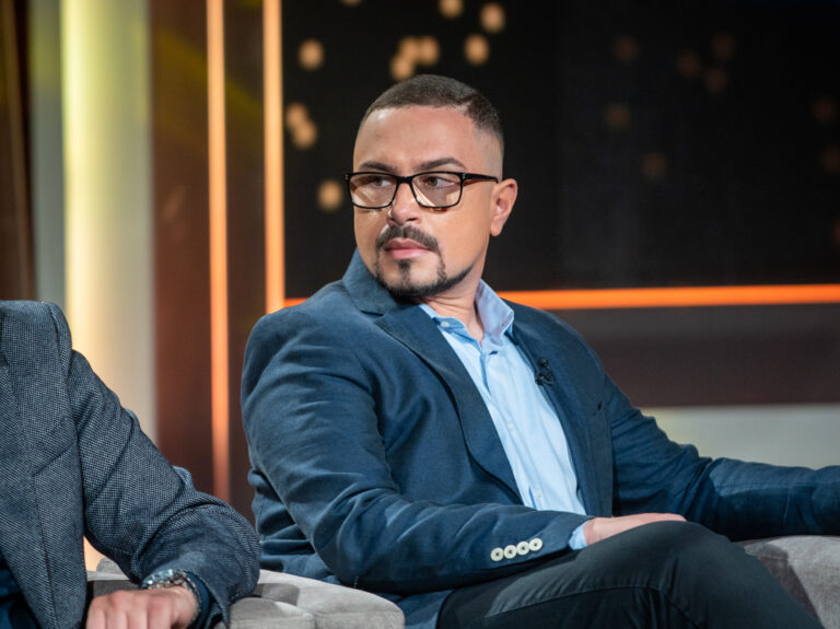 Nova epizoda emisije "Veče sa Ivanom Ivanovićem" večeras na TV Nova: Reporteri Marko Novičić ...