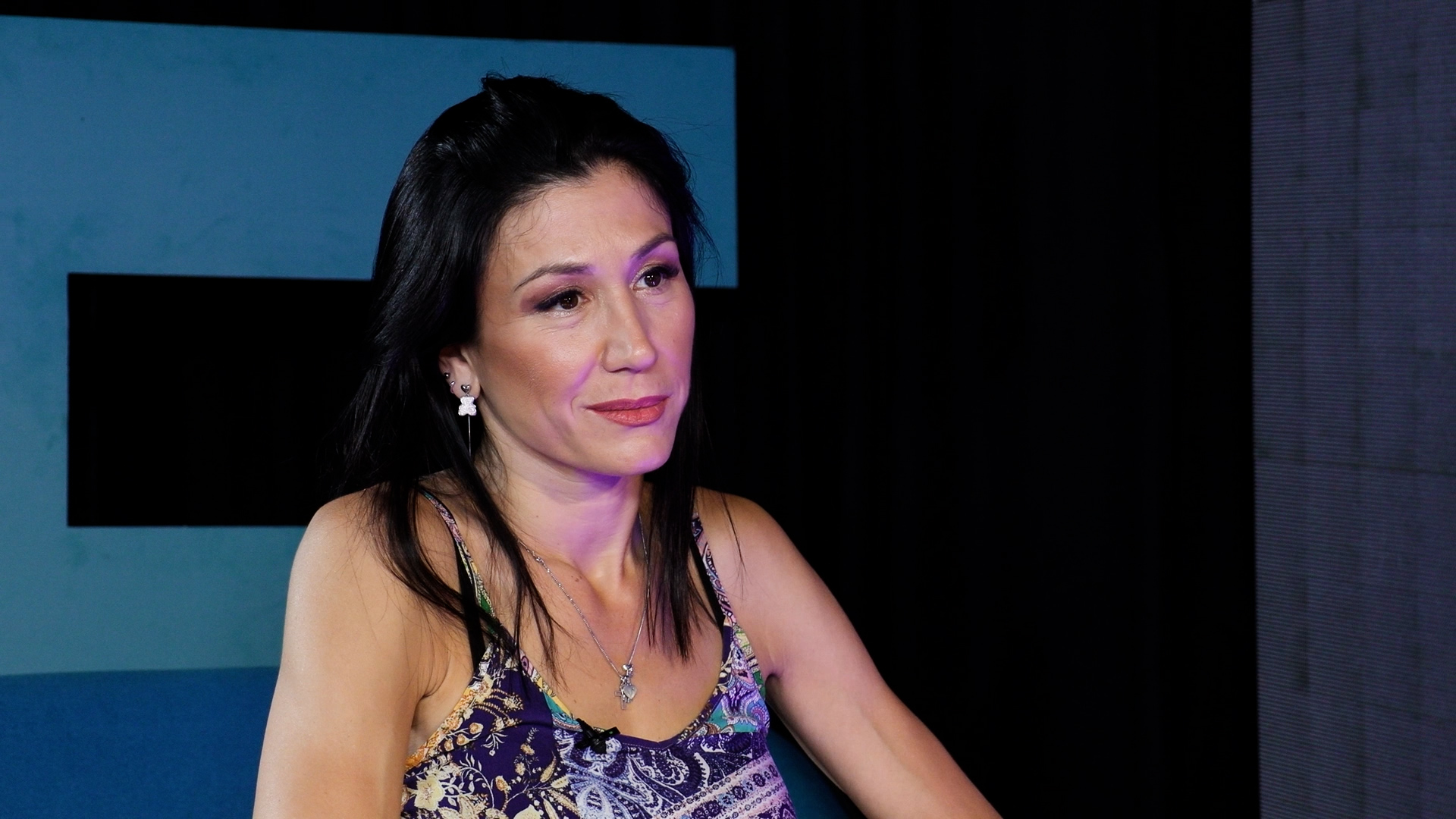 Ana Rucner o razvodu od pevača Vlada Kalembera