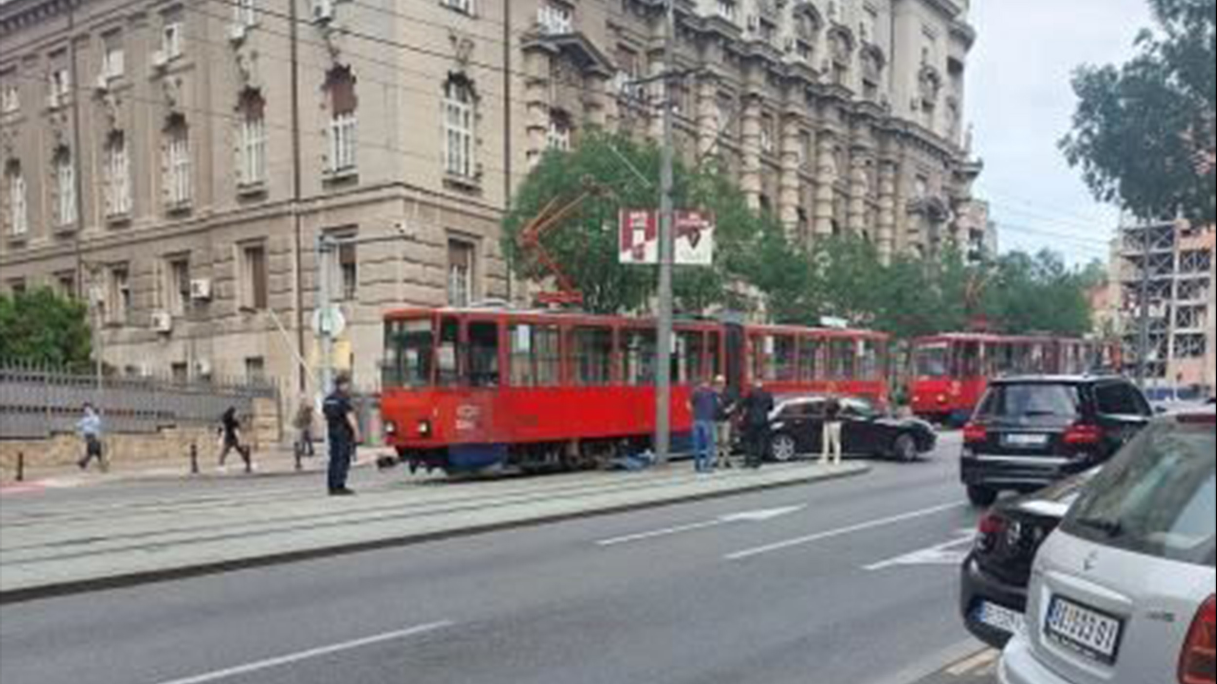 Sudar u Nemanjinoj u Beogradu: Tramvaji stoje FOTO