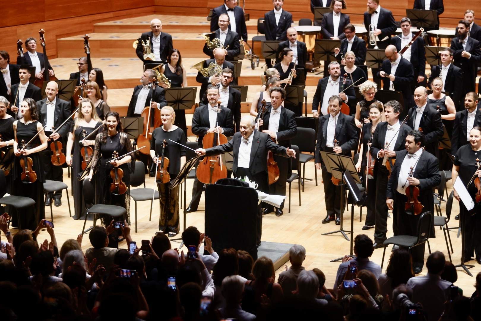 Ispunili želju Zubinu Mehti: Beogradska filharmonija vek postojanja ...