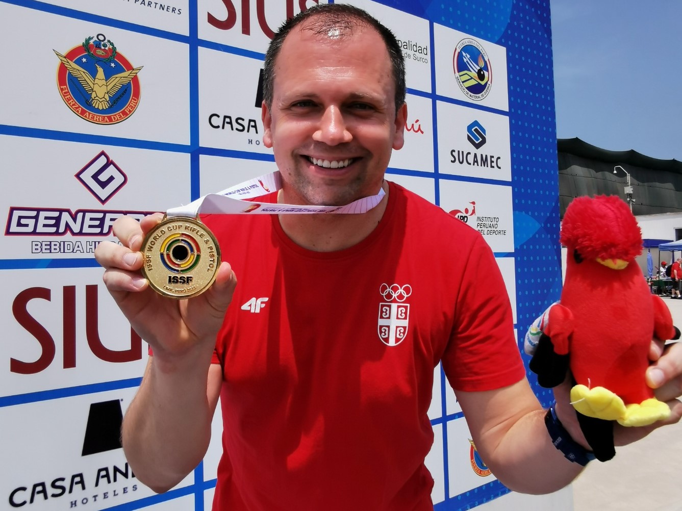 Mikec i dalje najbolji na svetu, Arunović i Vukojević u Top 10