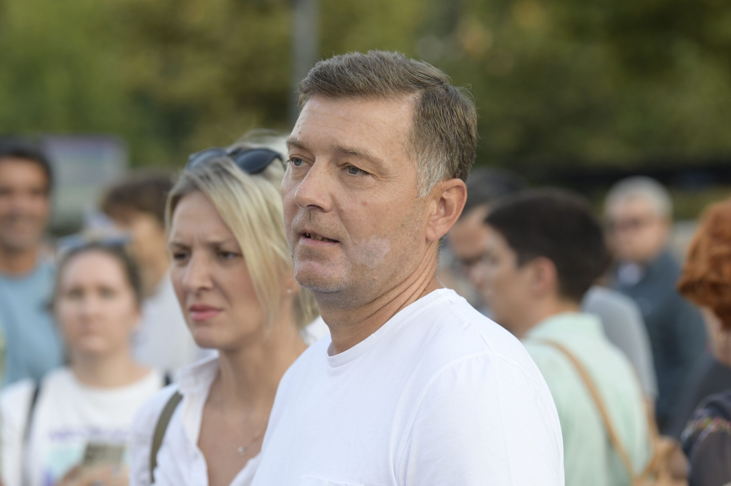 Zelenović za Nova.rs: Kada postoji pritisak sa ulice vlast tek onda reaguje