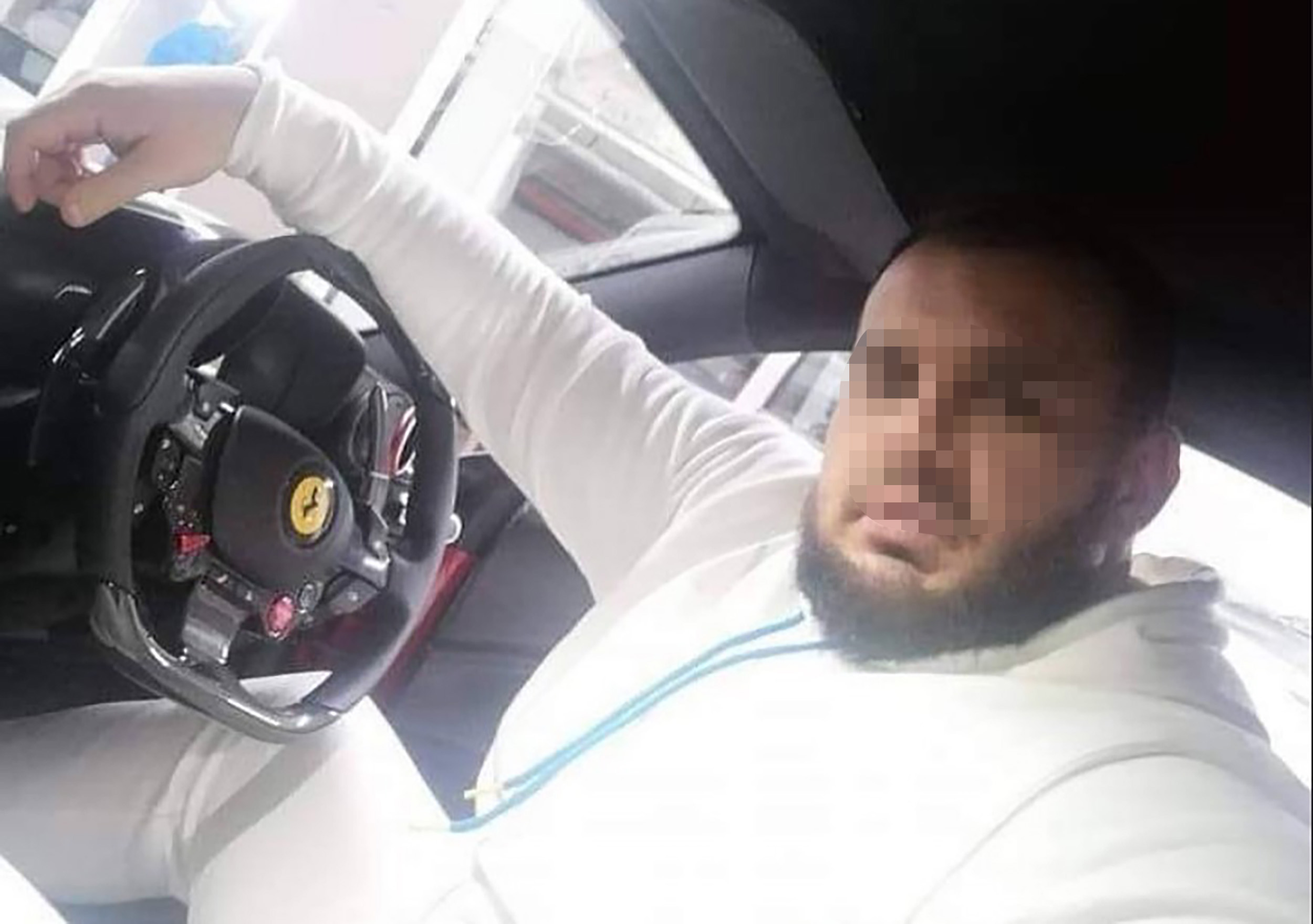 Pucnjava na Baščaršiji: Ranjen kontroverzni Tiktoker Mirza Hatić