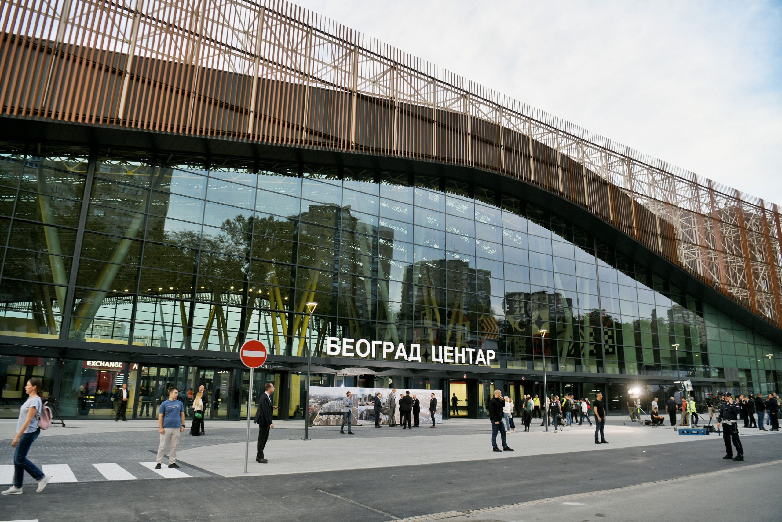 VIDEO Ni mesec dana od otvaranja železničke stanice "Beograd centar", a ...