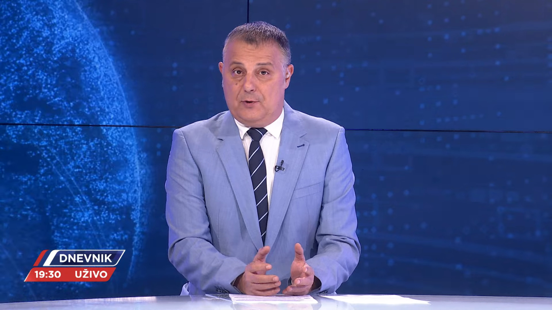 "Izmišljanjem novih lista i veštačkih političara prividno se povećava ponuda koju će svako da ...