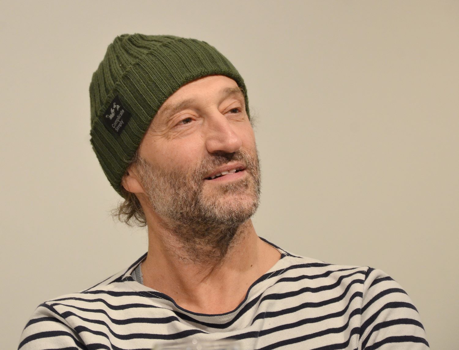 Umetnik ponovo izaziva posmatrača: Izložba Aleksandra Denića na 60 ...