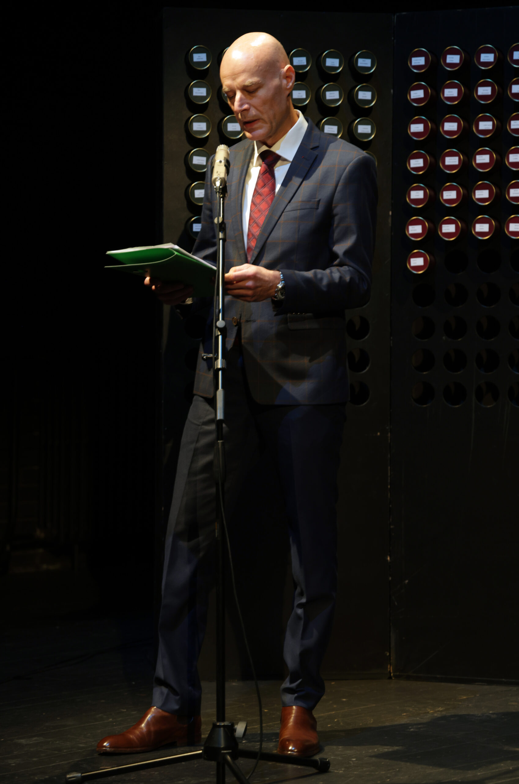 Dekan FDU Miloš Pavlović: Naš cilj je svetski standard u oblikovanju ...