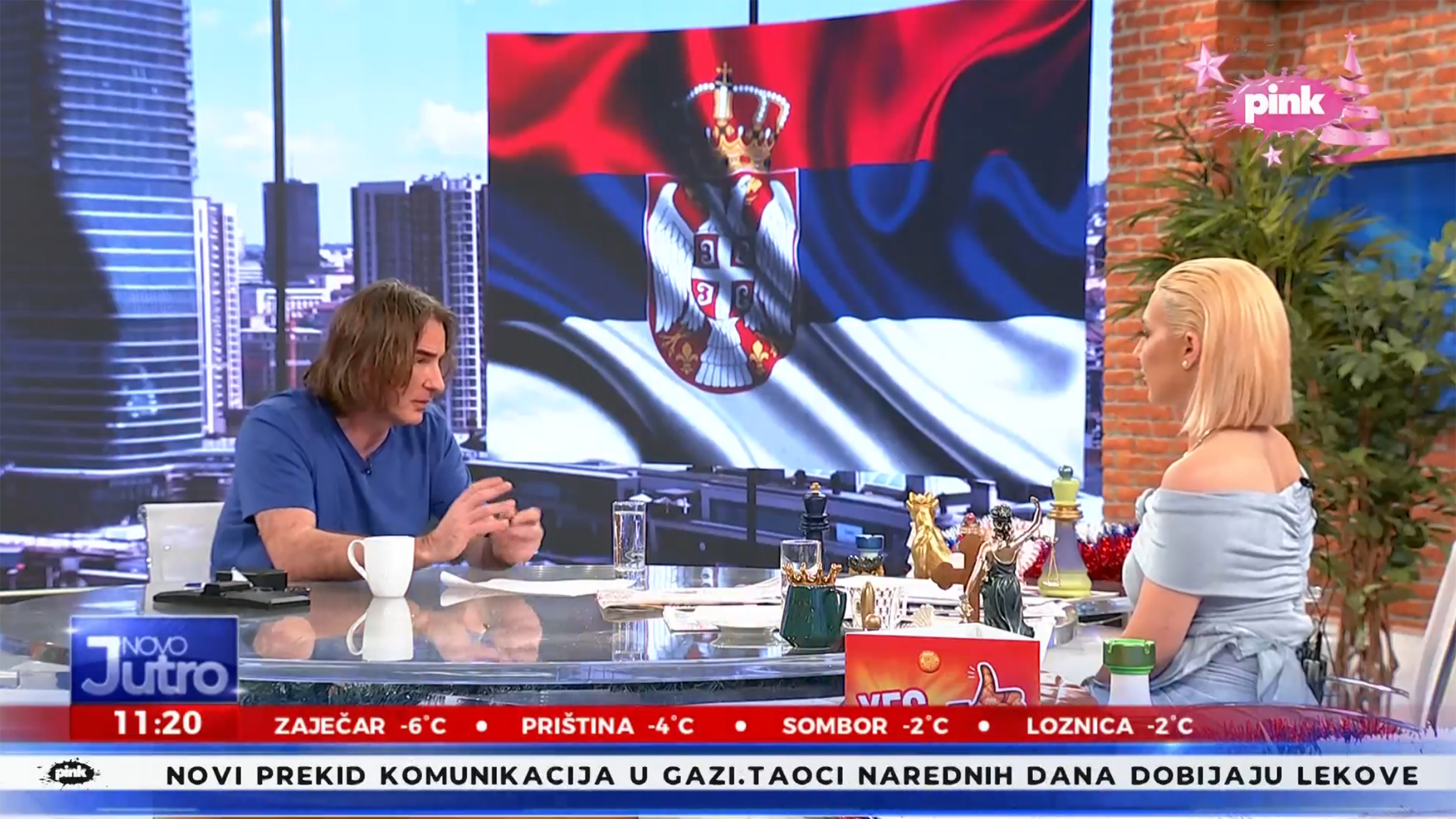 Ako je stvarno kaznio Jovanu Jeremić smanjenjem plate 50%, Mitrović je prekršio zakon. Ako nije ...