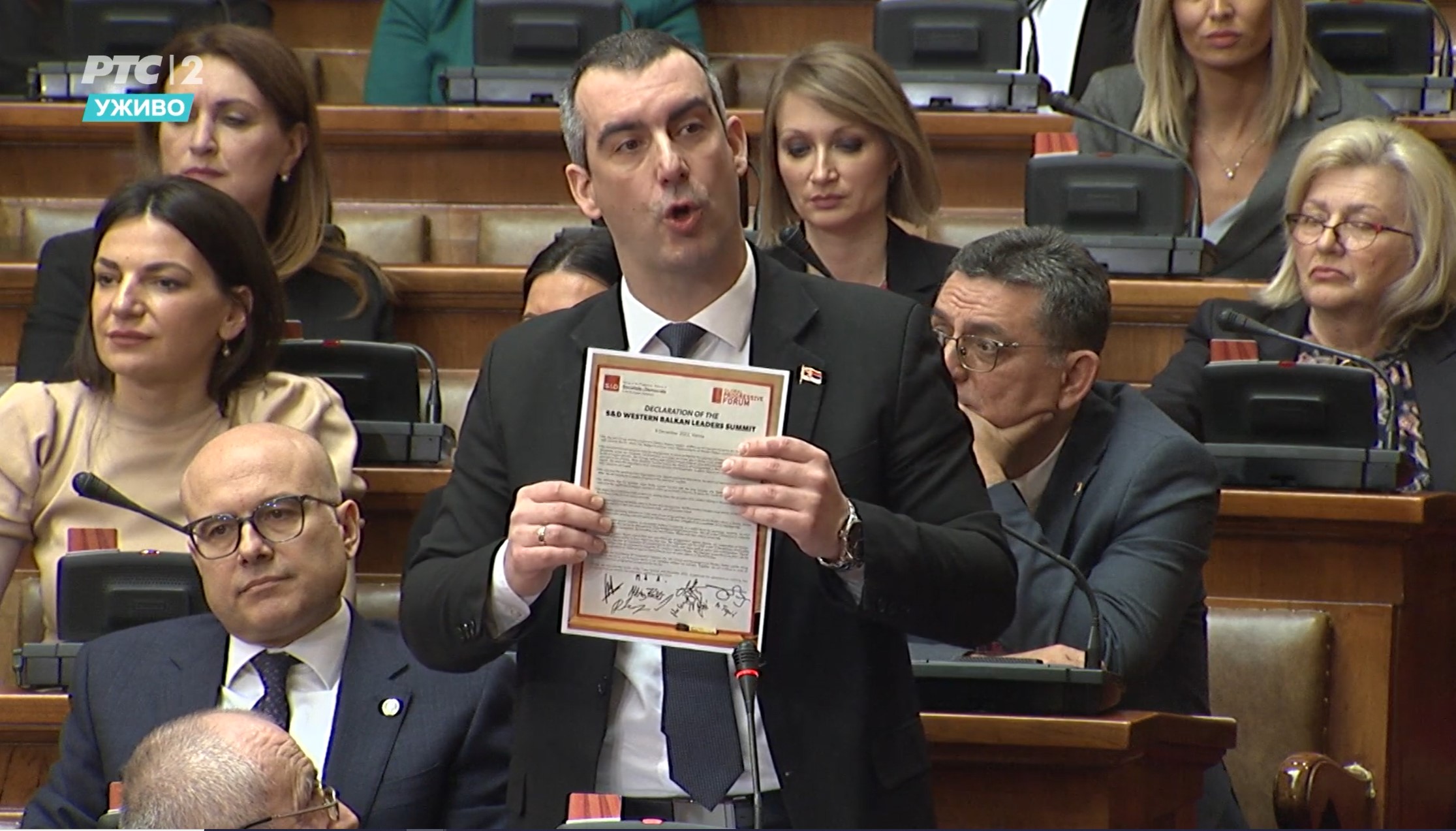 "Ovo nije prvi put da nas napadaju poslanici SNS: Evroposlanici odgovorili na vređanje Vladimira ...