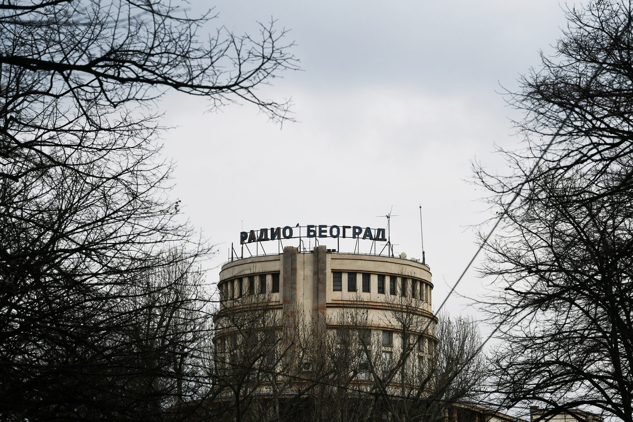 AUDIO Reakcija spikera Radio Beograda na saopštenje SNS: "Jao"
