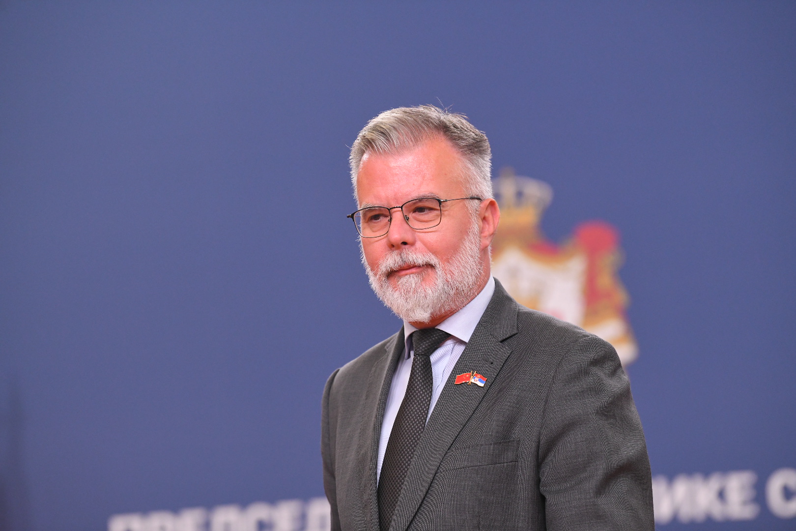 Ministar, a prepisivač: Dejan Ristić preneo delove teksta s Fejk Njuz ...