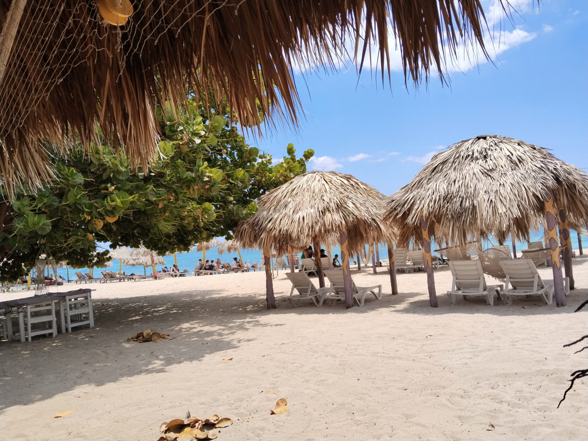 Bili smo na jednoj od najlepših plaža na Karibima i doživeli tropski ...