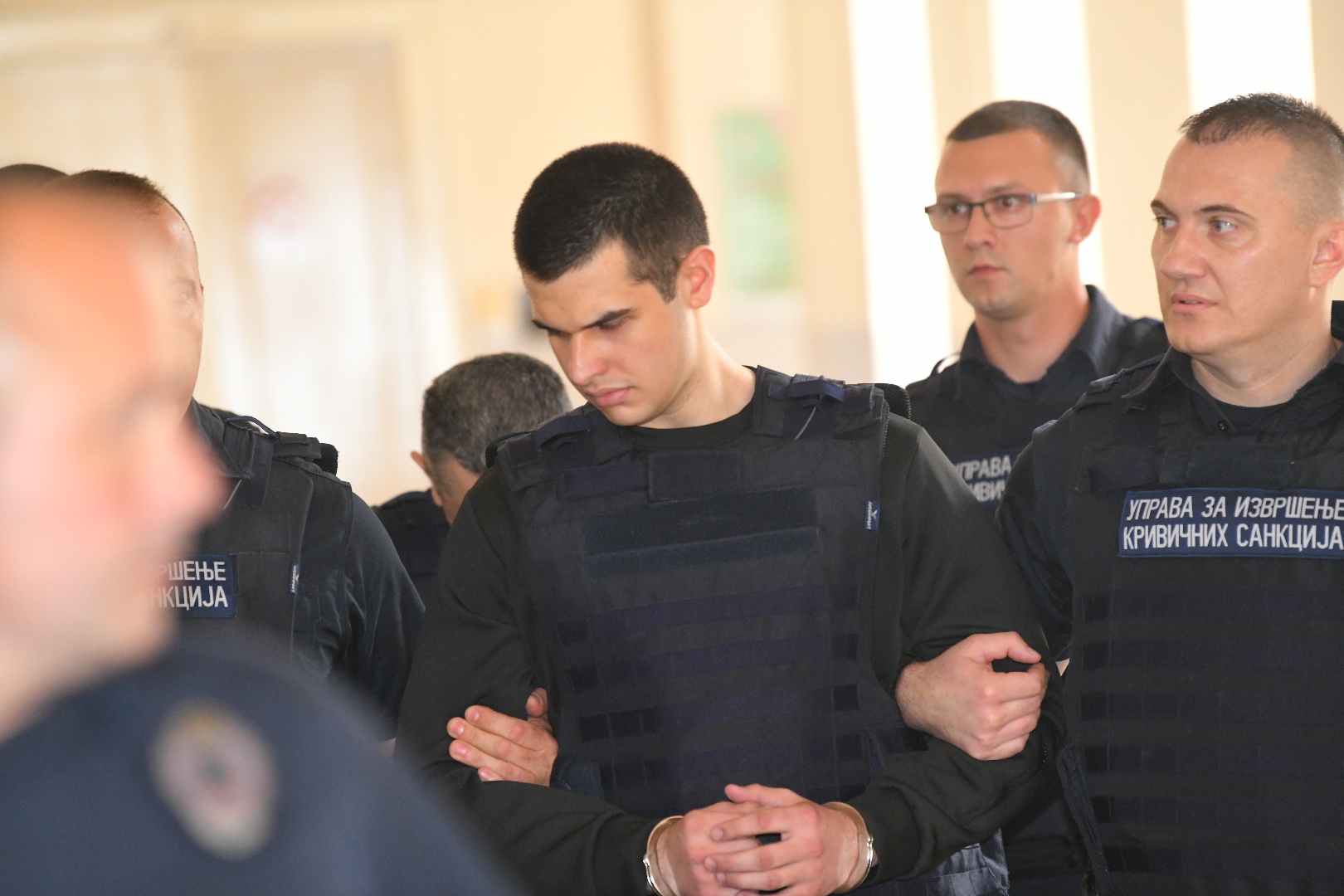 Drama na suđenju Urošu Blažiću: Straža intervenisala zbog svedoka kojem ...