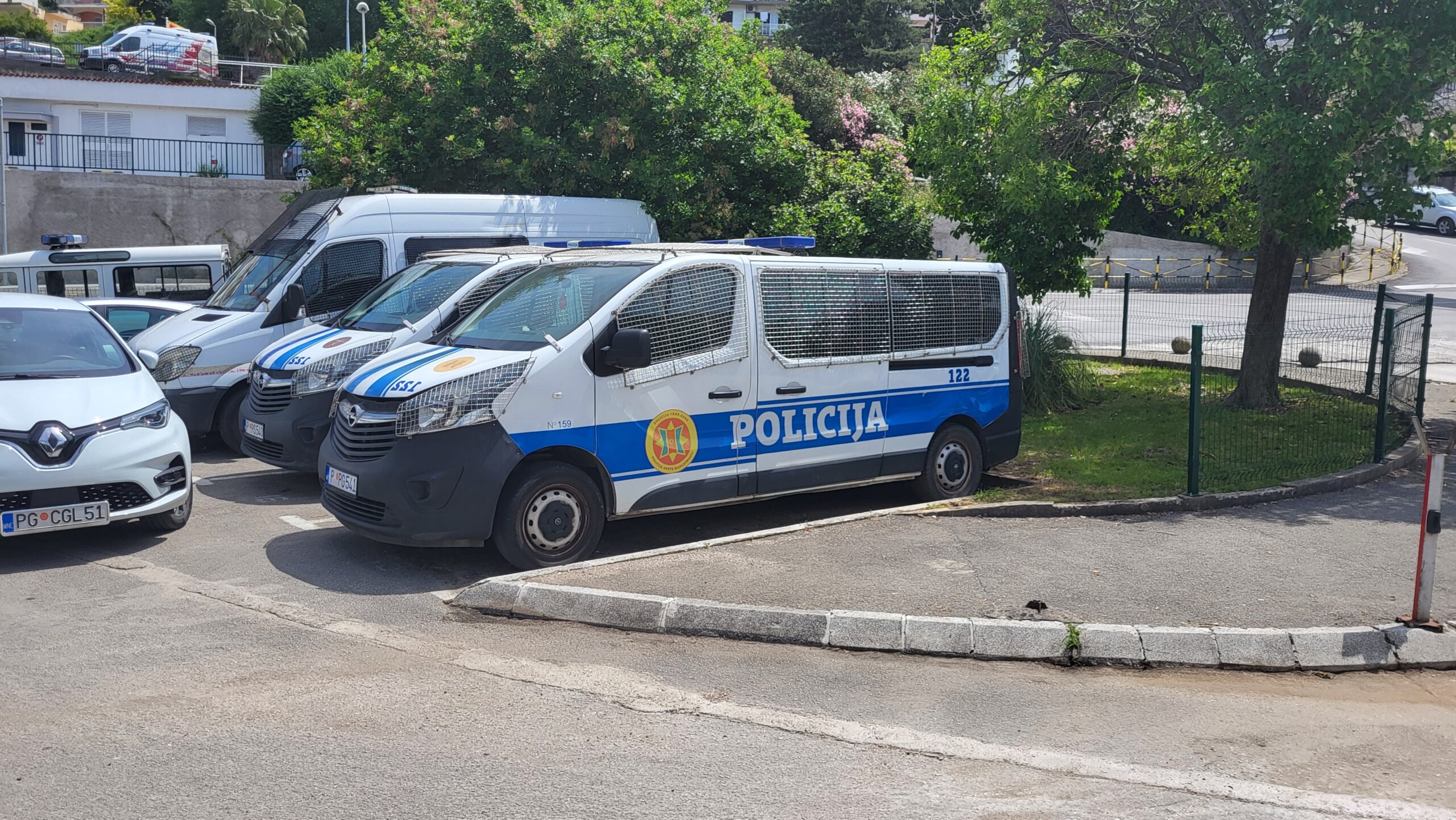 Budva pod policijskom opsadom: Velika akcija policije u Crnoj Gori, u toku hapšenje članova ...