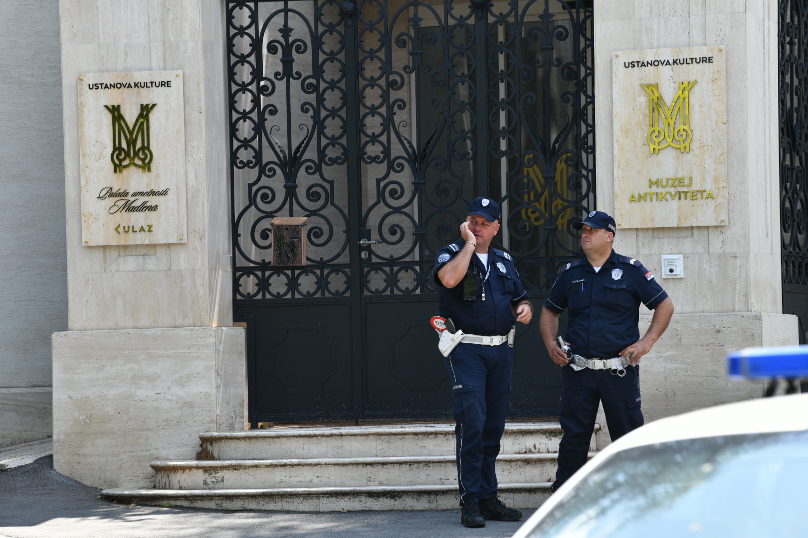 Oglasila se izraelska ambasada posle napada: Diplomate i zaposleni nisu bili u zgradi