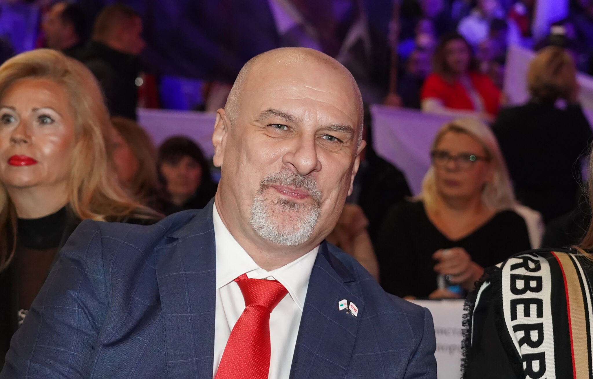 SAZNAJEMO Bivši zet Ivice Dačića Igor Braunović napustio poslanički ...
