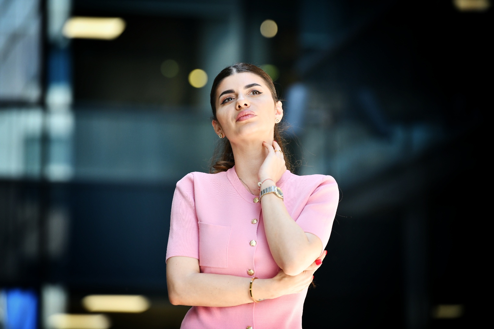 „Bio je s njom u krevetu kad sam ušla u sobu, i samo sam rekla ...