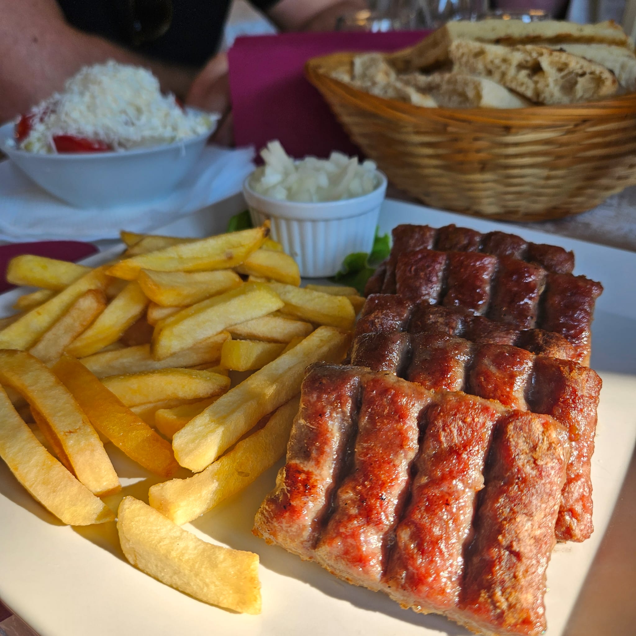 Najbolje kafane u Beogradu: Evo kako me je deda naučio kako da ih nađem