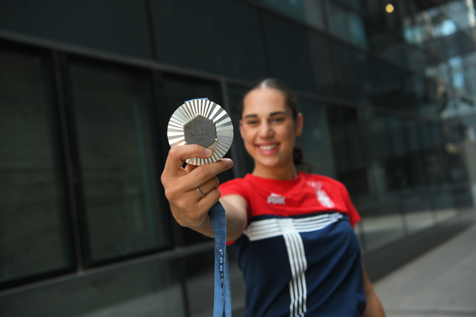 Aleksandra Perišić sa srebrnom medaljom u Nova.rs