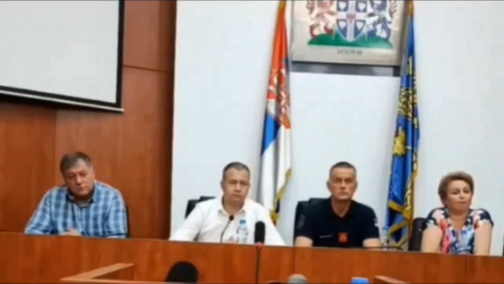 Sram vas bilo: Od požara u fabrici "Nevena kolor" Leskovčani nisu mogli ...