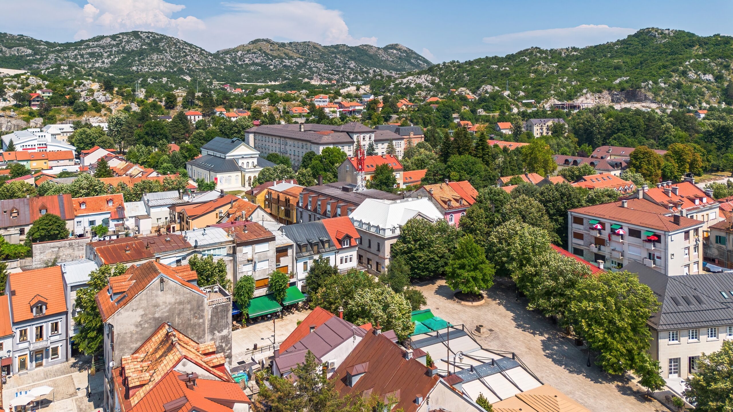 Koncerti u Crnoj Gori se otkazuju zbog masakra na Cetinju