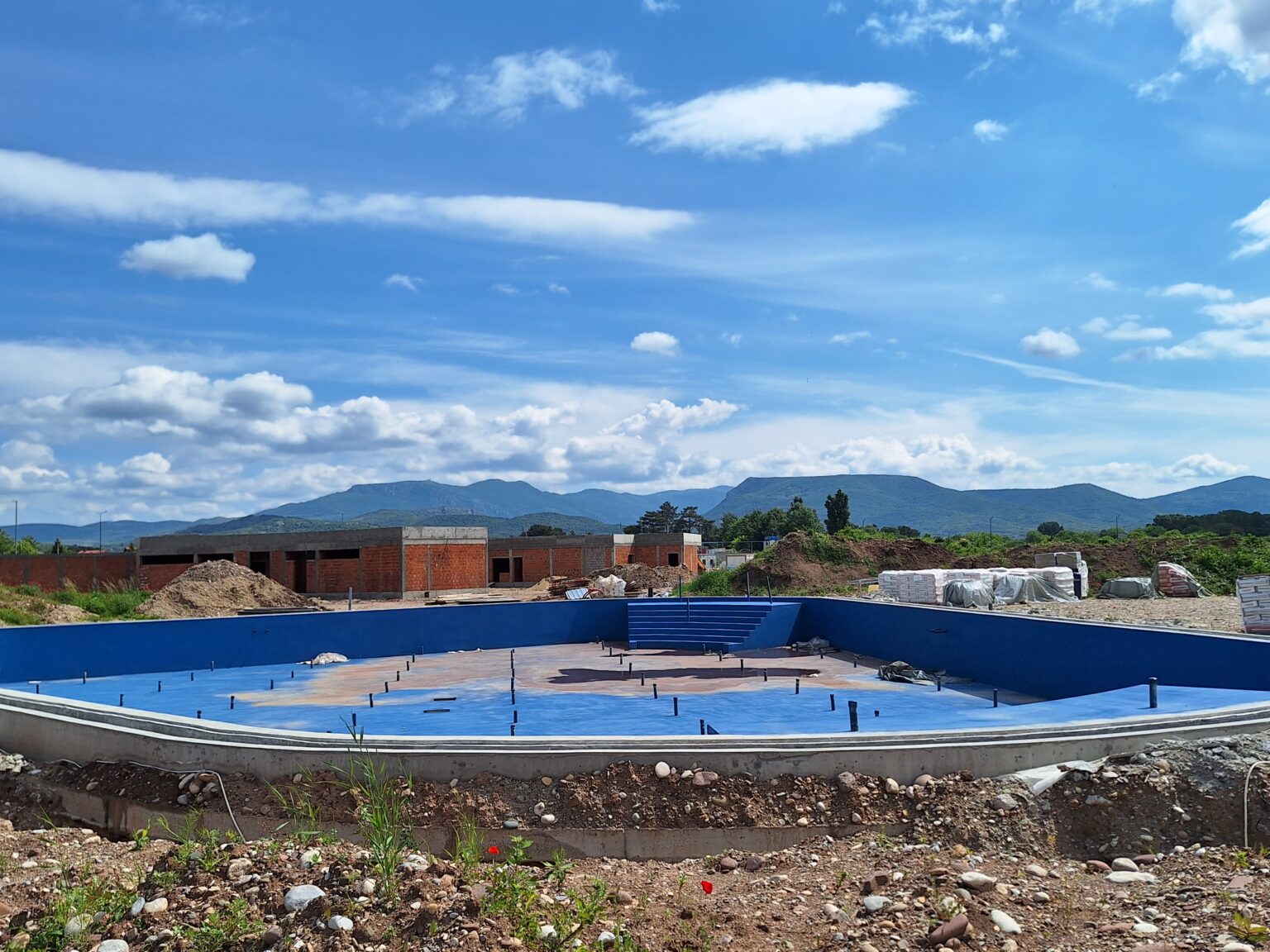 Akva park - najveća SNS pljačka u Nišu: Potrošeno skoro dve milijarde ...