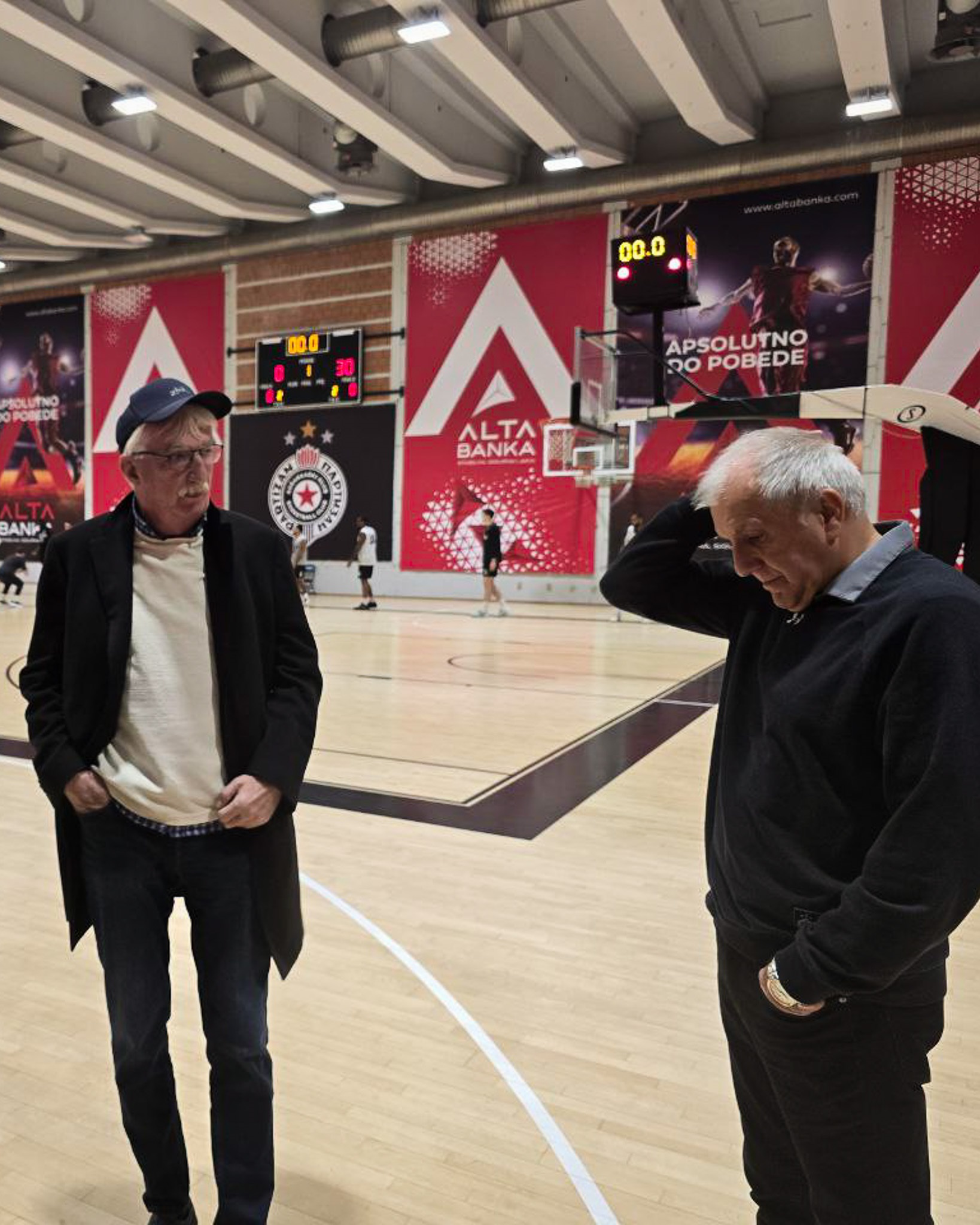 Dragan Kićanović posetio trening Partizana i Željka Obradovića