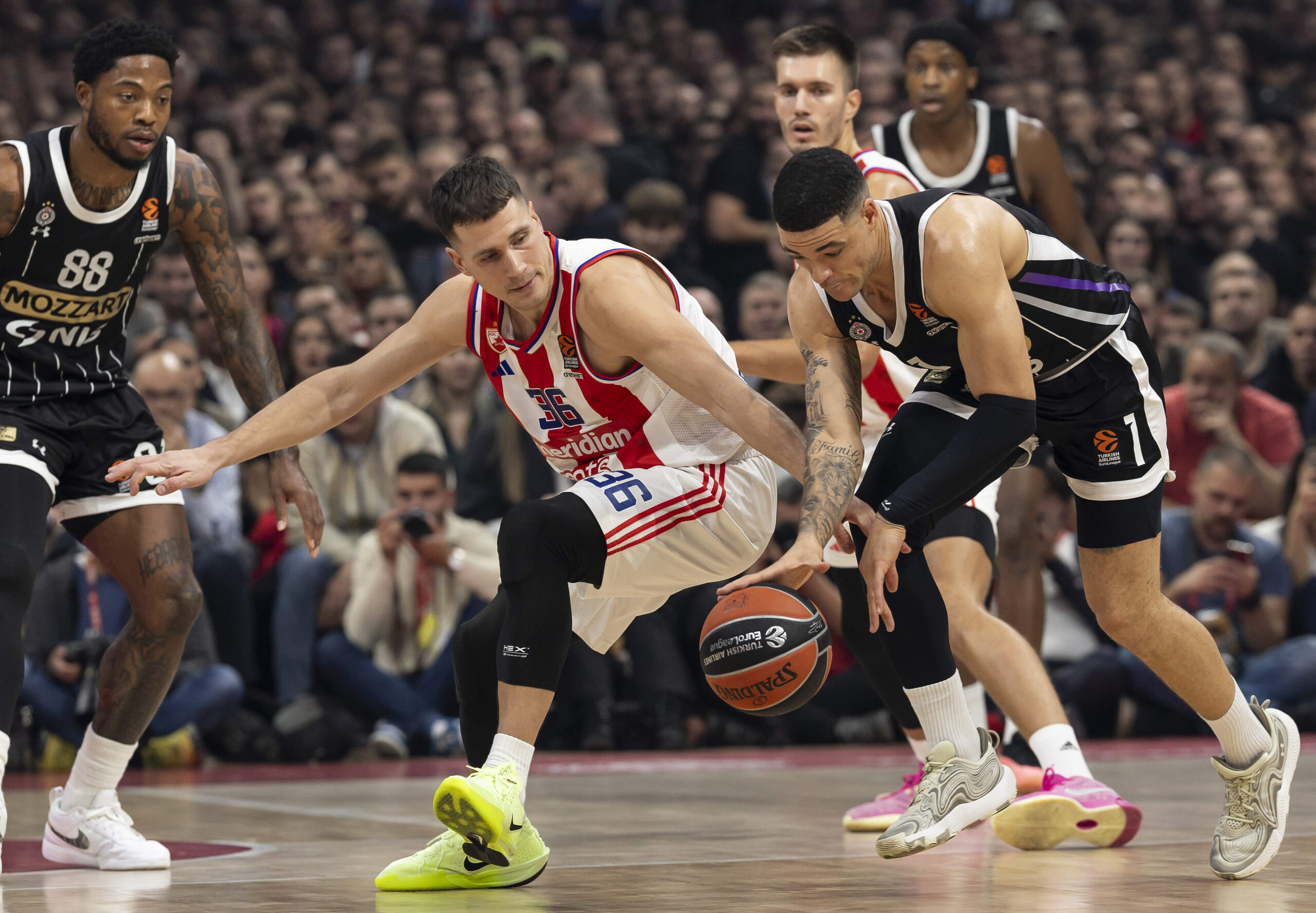 Zvezda i Partizan ne dobijaju licencu Evrolige