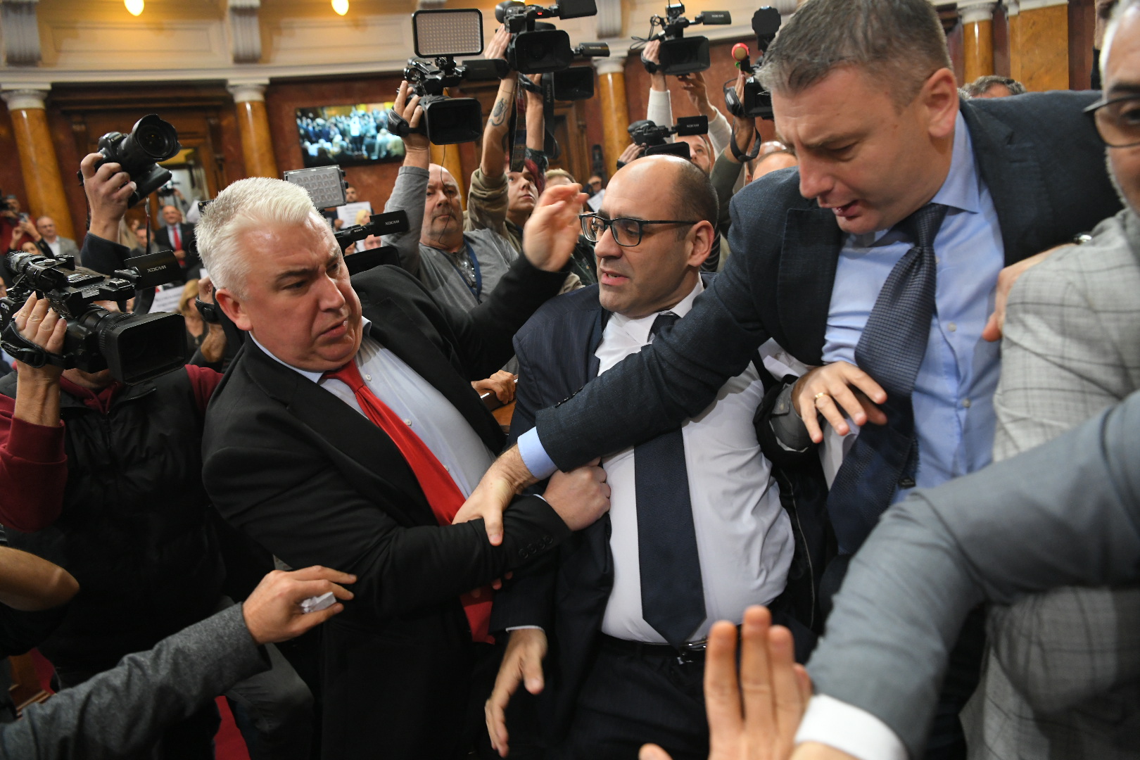 Prva reakcija iz vlasti posle pisma rektora Đokića: Vladimir Đukanović ...