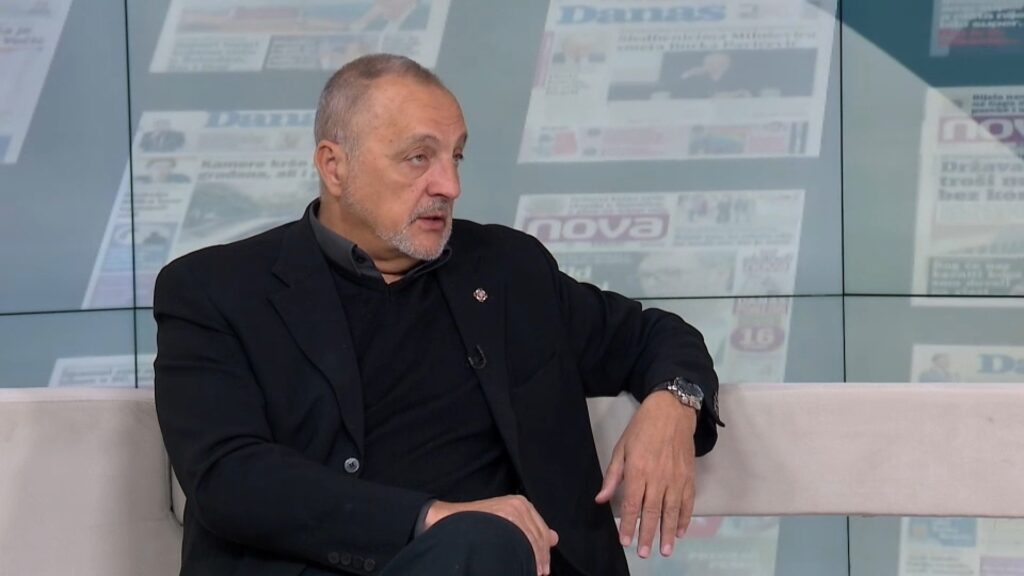 Ne bi me iznenadilo da saznamo da je Beba Popović scenarista