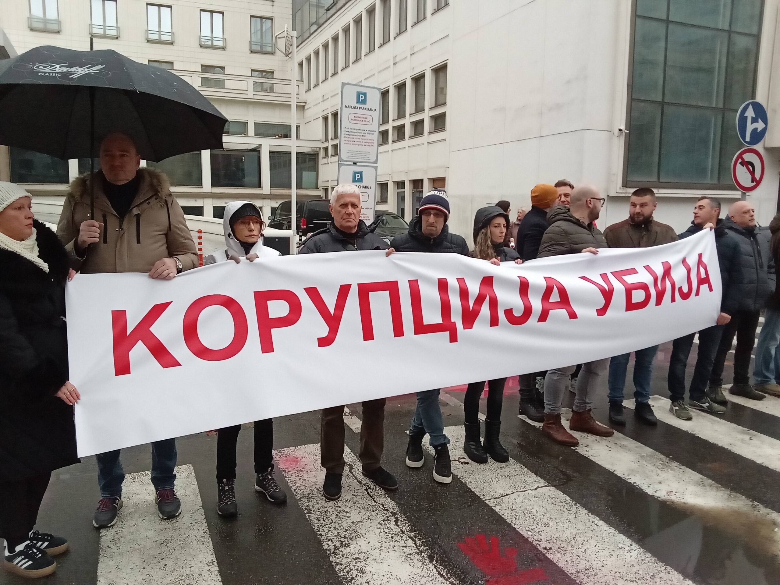 "Ovo su fingirana hapšenja, u Srbiji je najjača borba protiv borbe ...