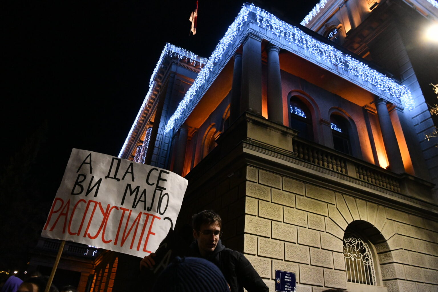 Najbolji transparenti s protesta na Slaviji