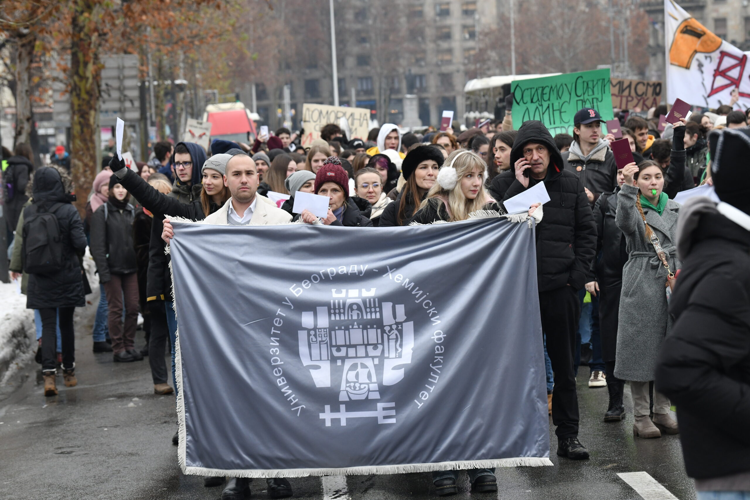 Profesori Hemijskog fakulteta: RTS da pozove studente u emisije