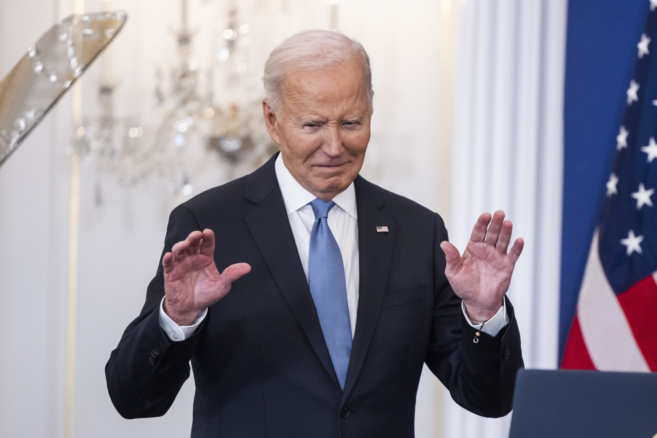 Džo Bajden poslednjeg dana u Beloj kući pomilovao petoro ljudi