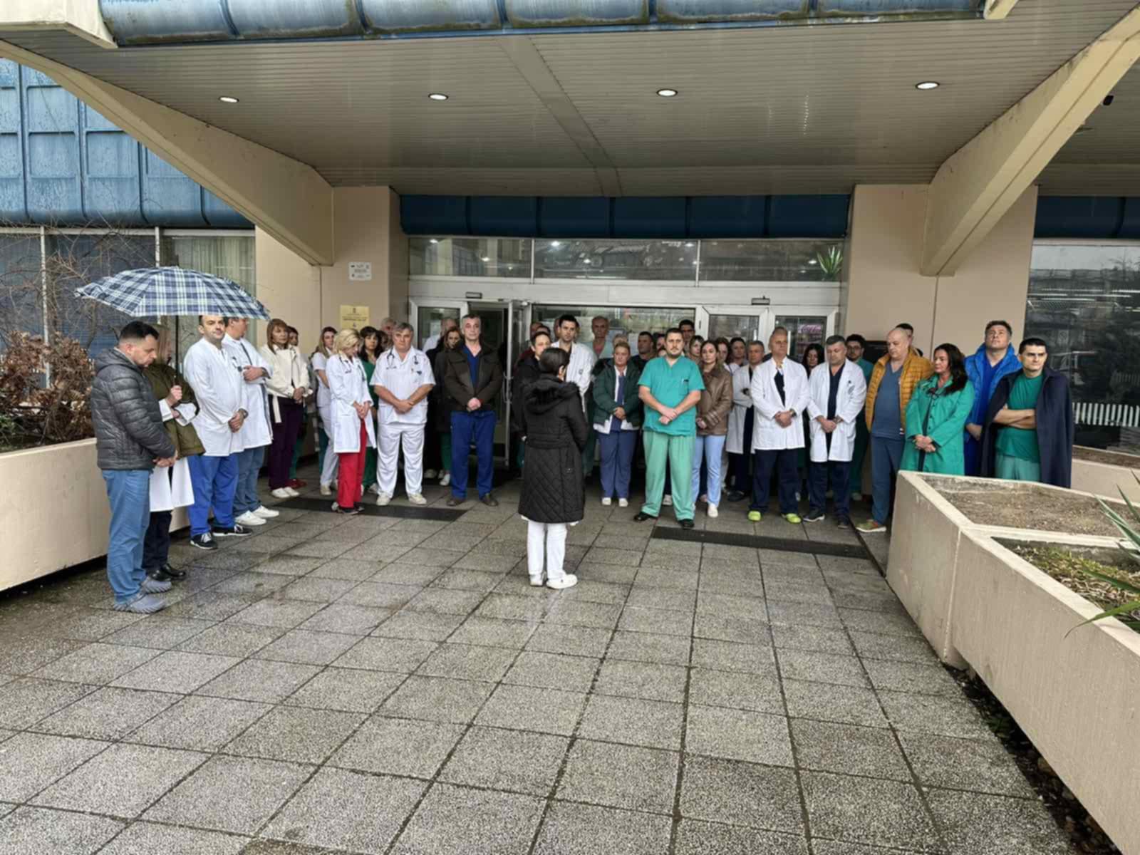 Lekari iz ZC "Studenica" Kraljevo podržali proteste