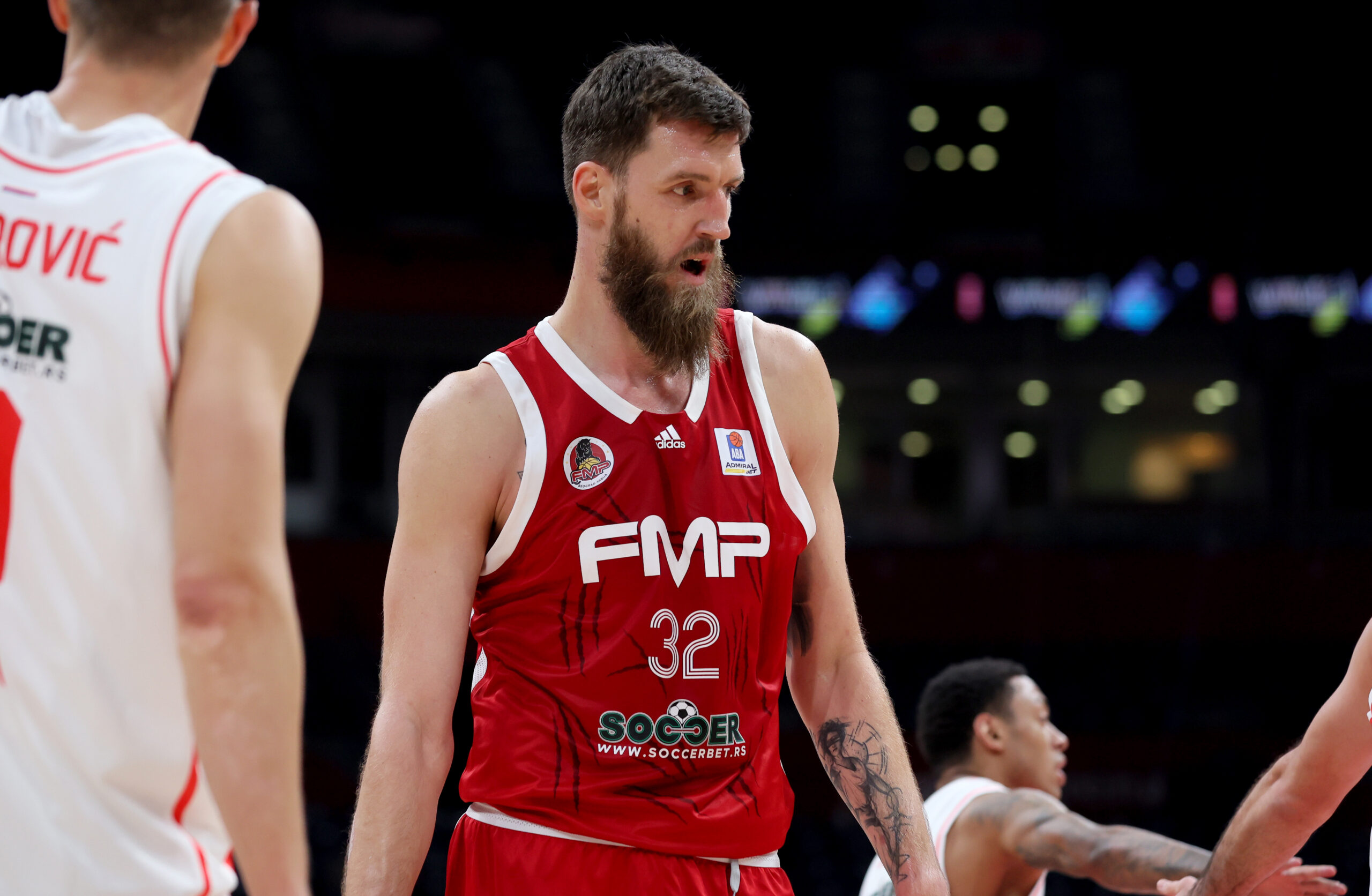 Zvezda saznala rivala u polufinalu Kupa, heroj Kuzmić pogodio za pobedu posle preokreta i drame