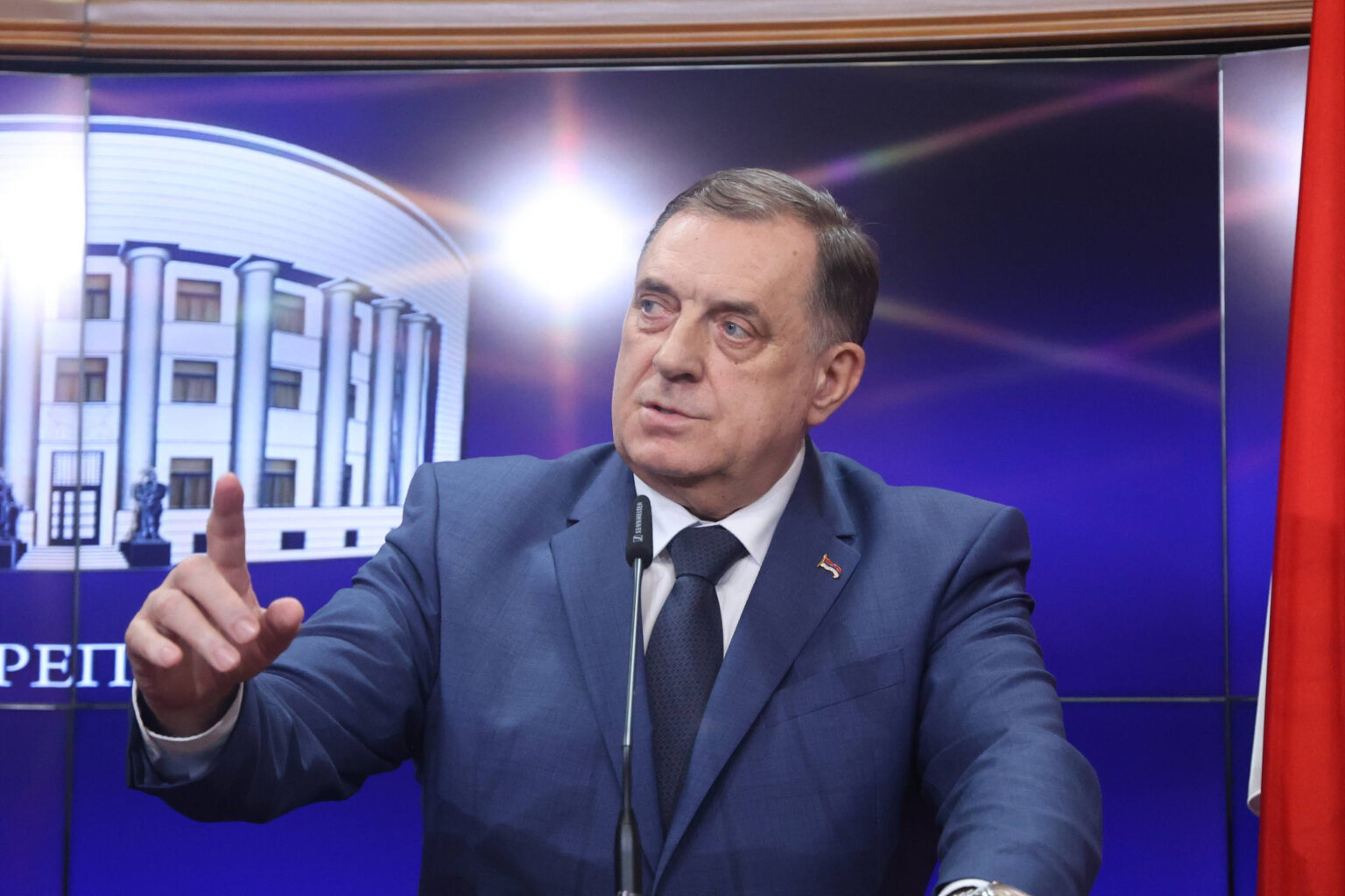 Dodik: Neću se predati dobrovoljno