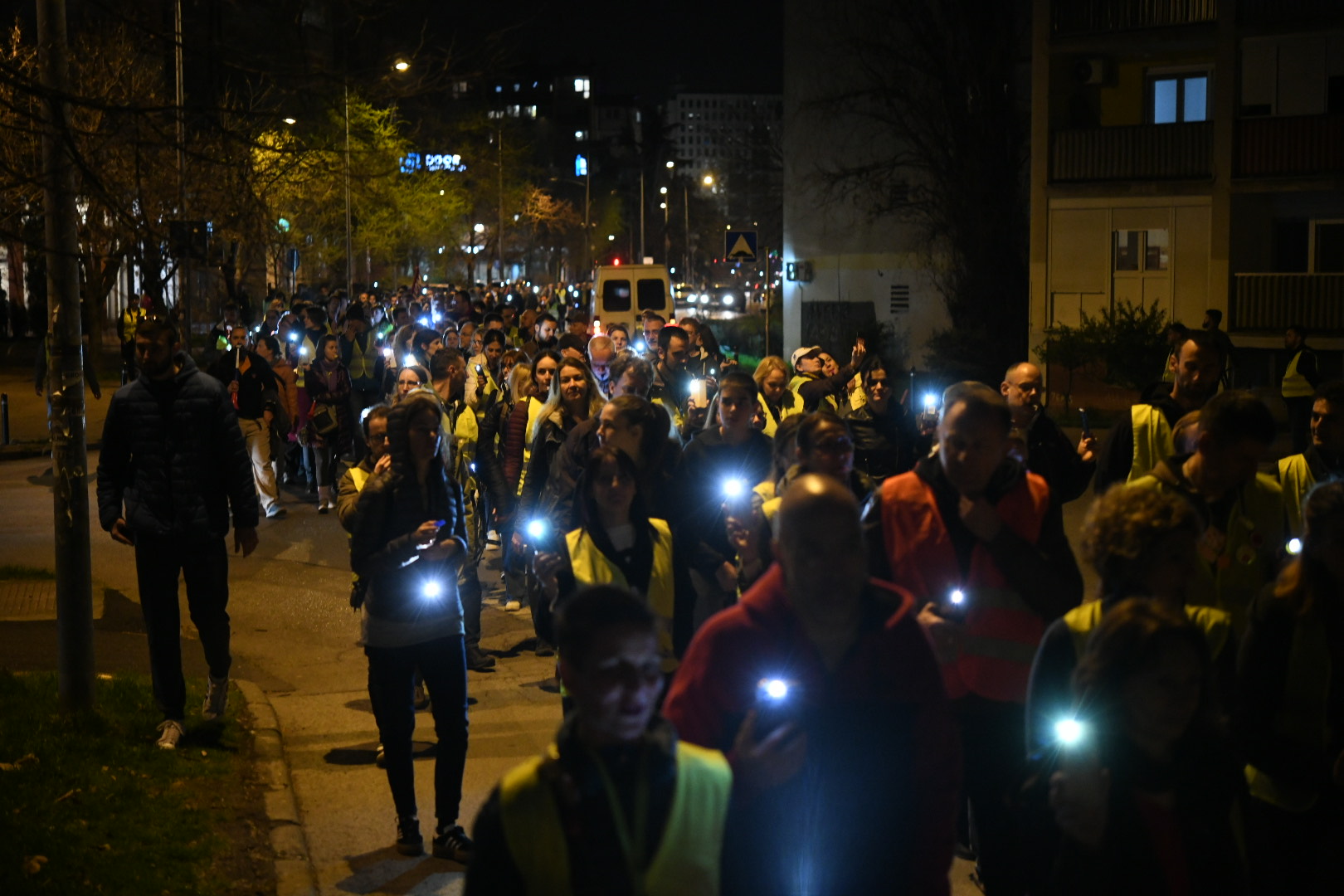 BLOG Studenti FPN-a pozvali na okupljanje ispred Informera: Profesori „osvetlili mrak“ oko ...