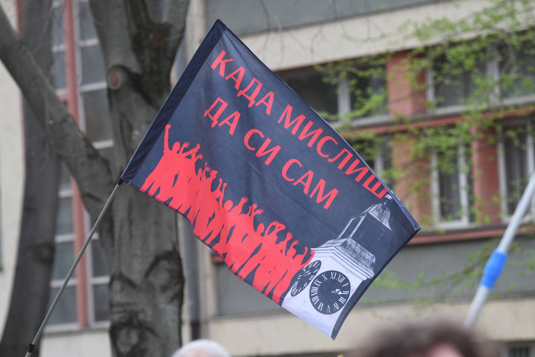 Studenti Medicinskog fakulteta u Novom Sadu prikupili više od 200.000 dinara za profesore