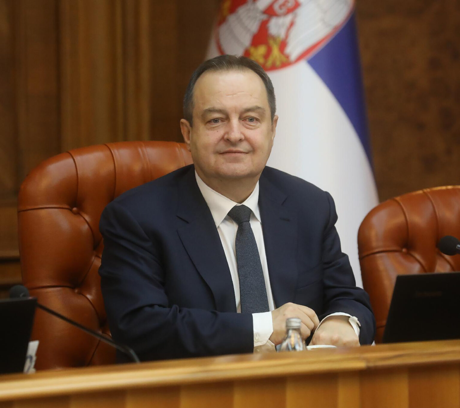 Ivica Dačić je sa 400 hiljada dinara najplaćeniji ministar u Vladi. Ima skoro duplo veću platu i ...