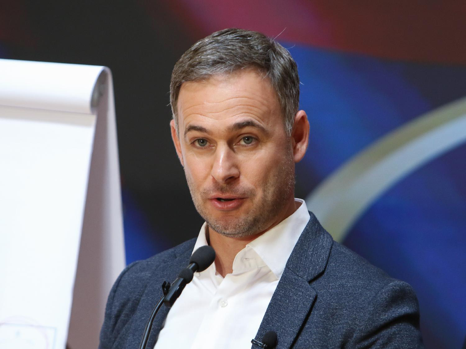 Aleksić: Macut ignoriše realnost i „sipa so na ranu Srbije“, pročitao ekspoze u koji ni sam ne ...