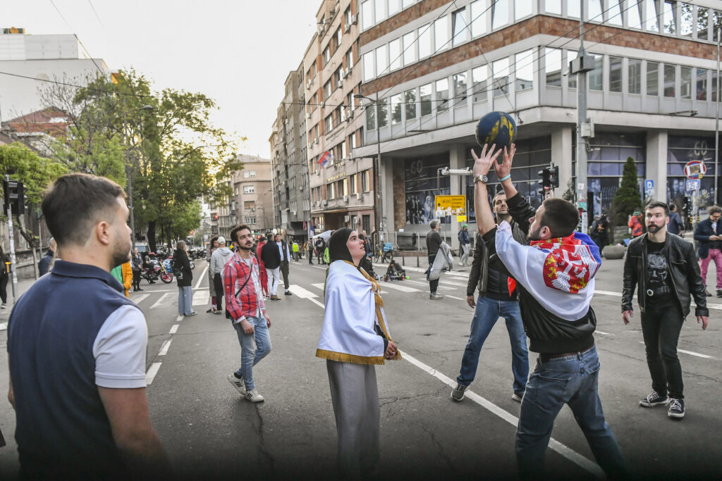 Studentska blokada RTS na Uskrs